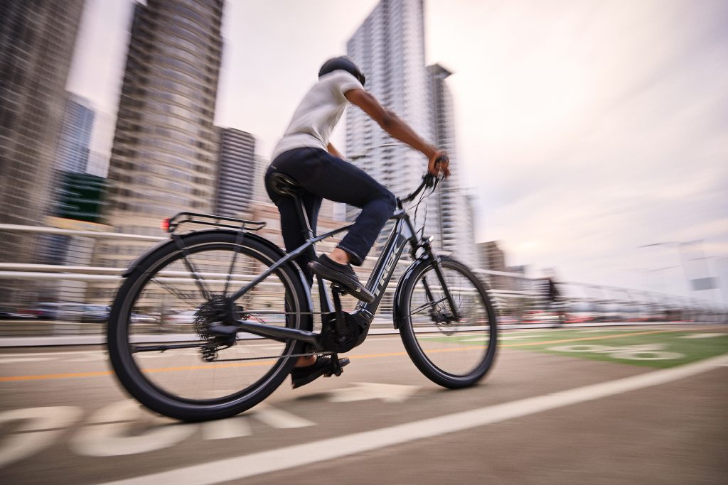 Black Friday Vélos de Ville Électriques 2026 : Offres sur les Vélos ...