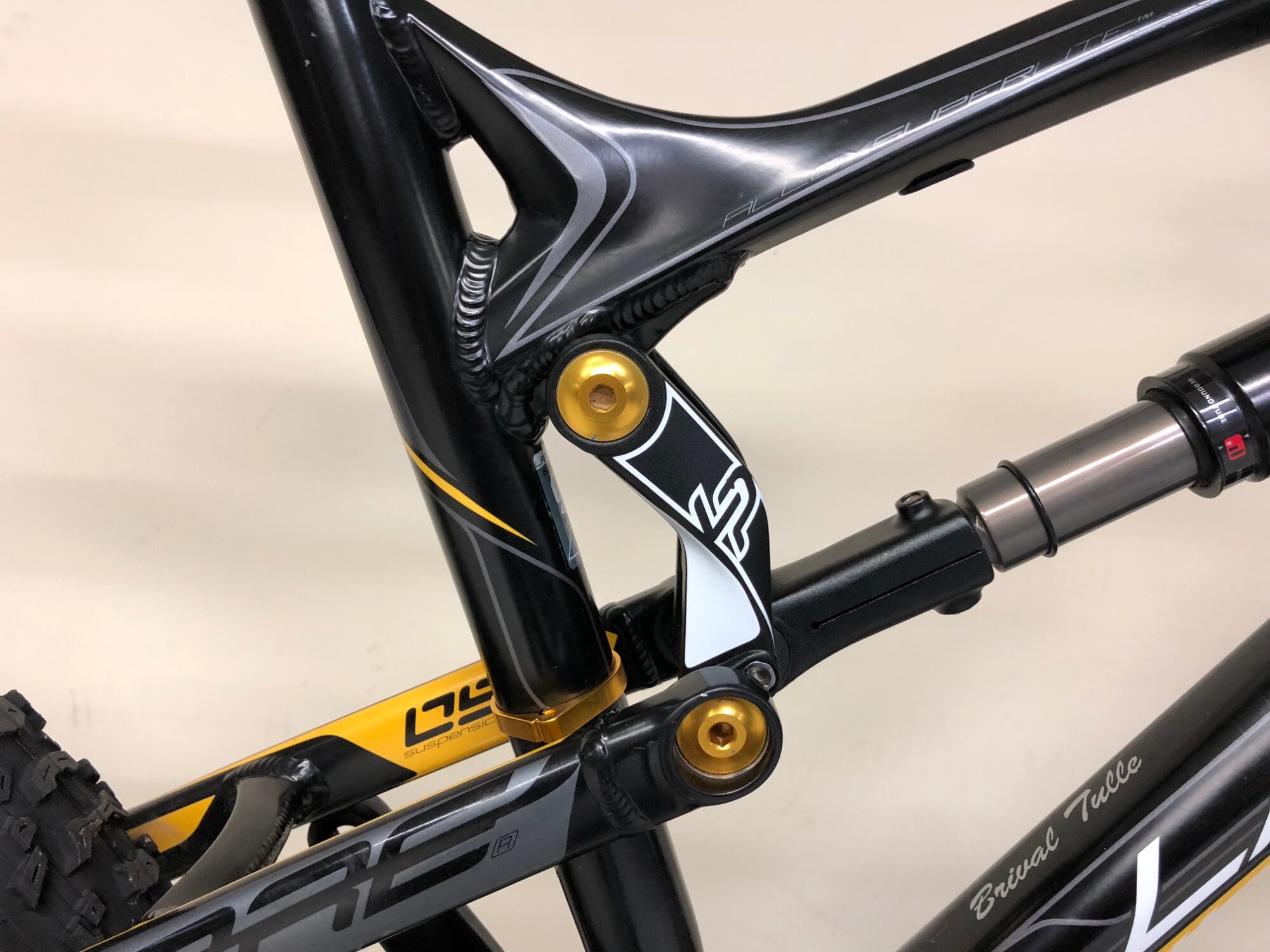 Lapierre Zesty 314 2012 - VeloBrival