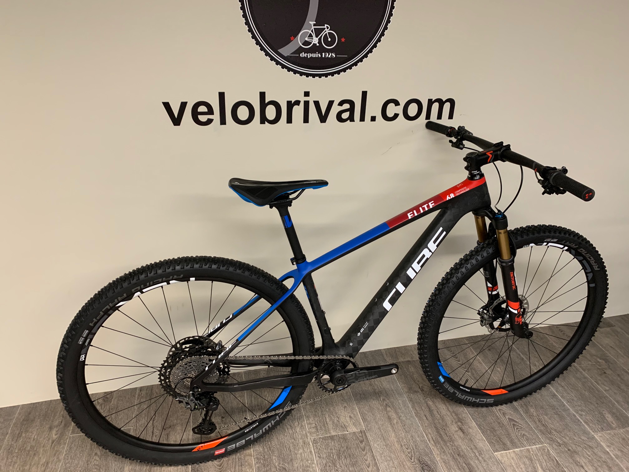 Cube ELITE C:68 SL 2019 - VeloBrival