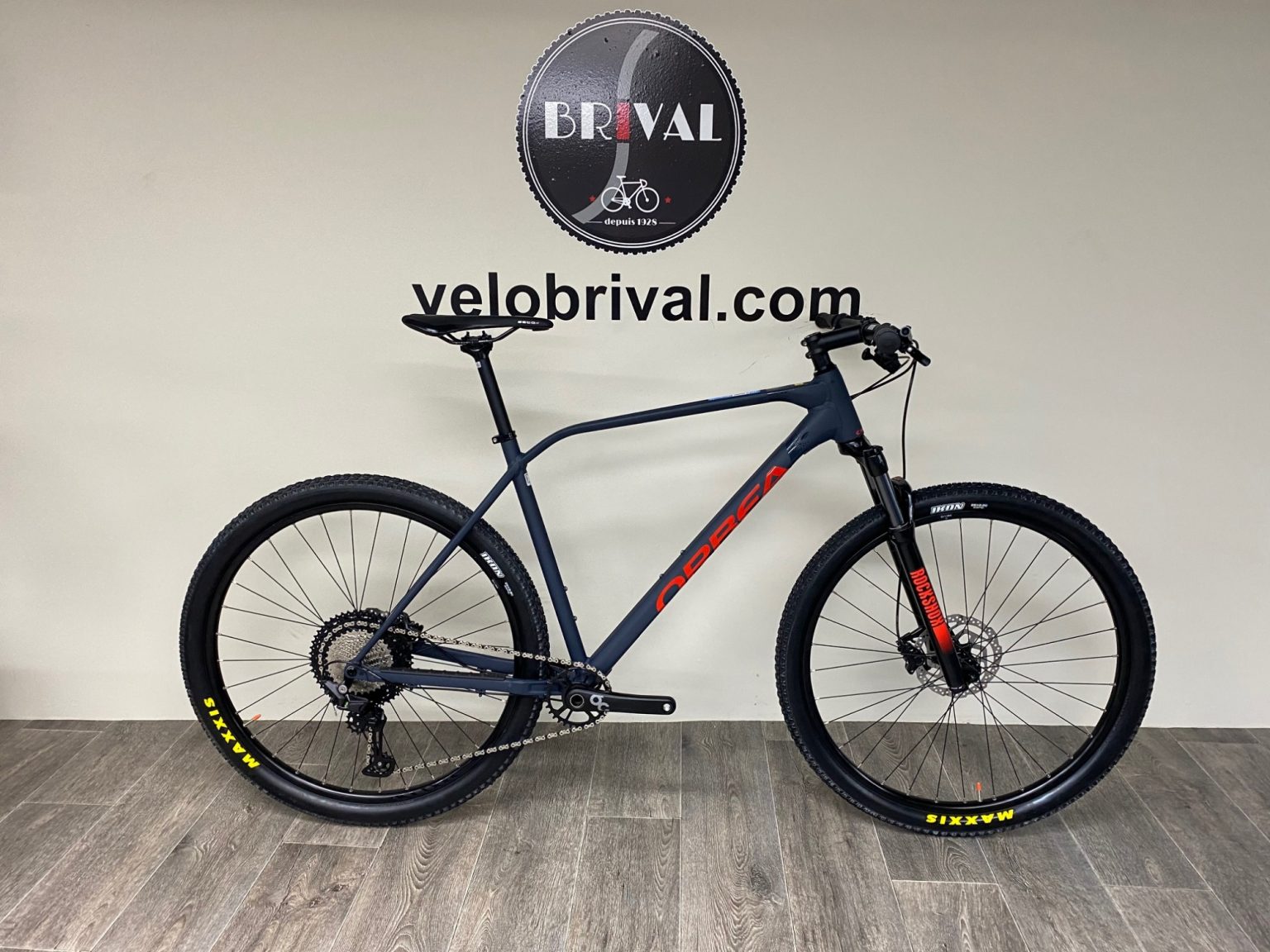 Orbea ALMA H30 2021 - VeloBrival