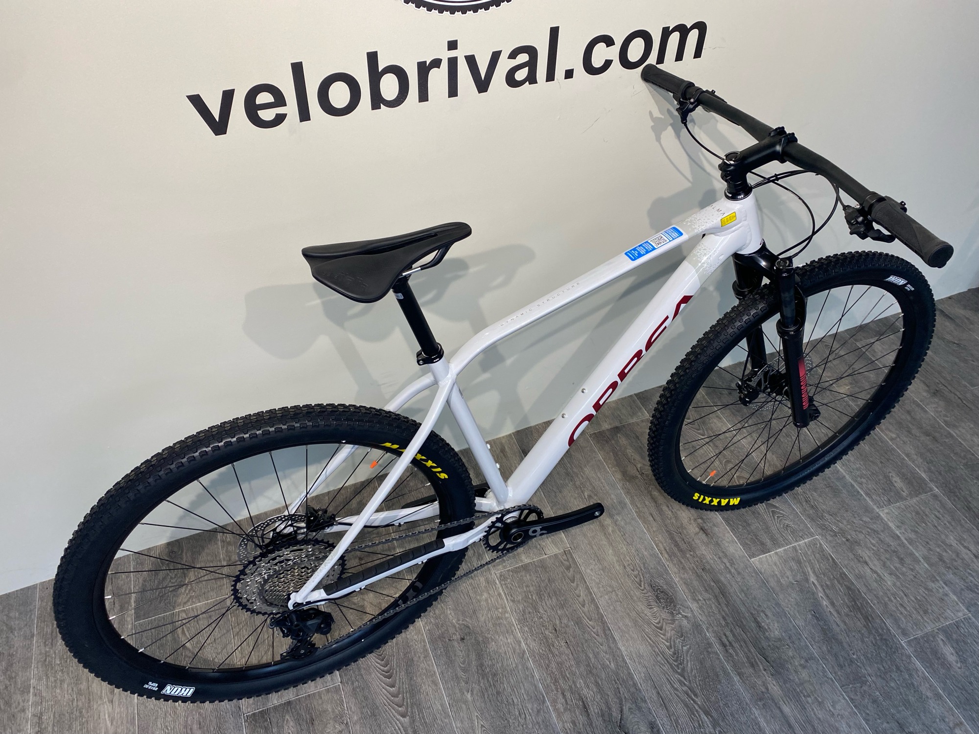 Orbea ALMA H20 2021 - VeloBrival