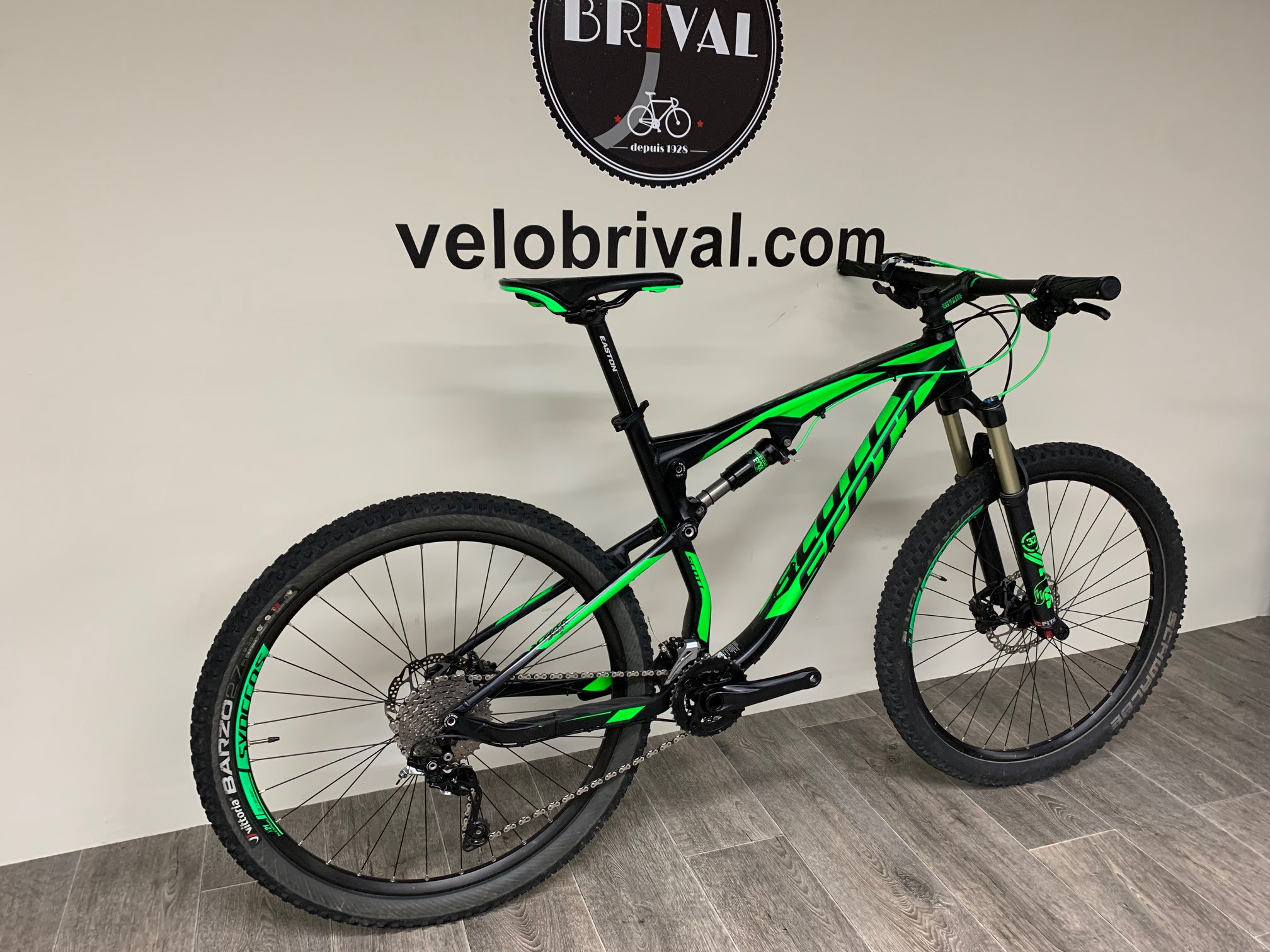 Scott Spark 750 2016 - VeloBrival