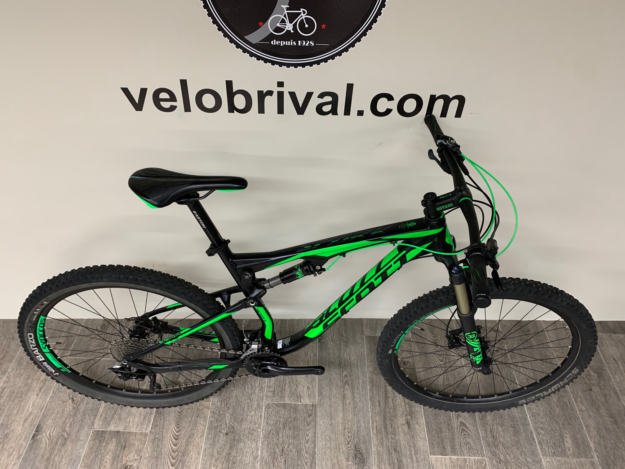 Scott Spark 750 2016 - VeloBrival
