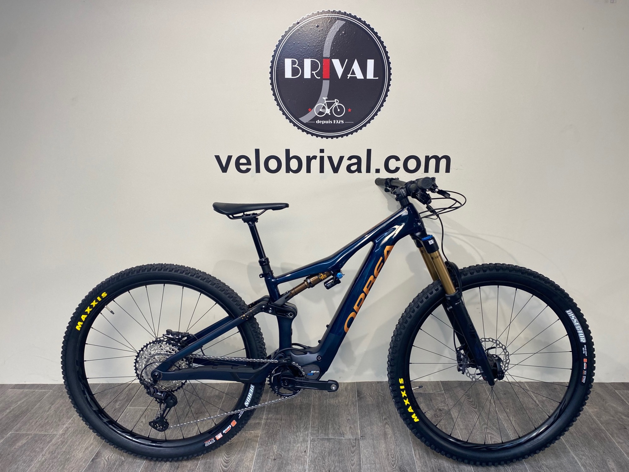 Orbea RISE M10 2021 - VeloBrival