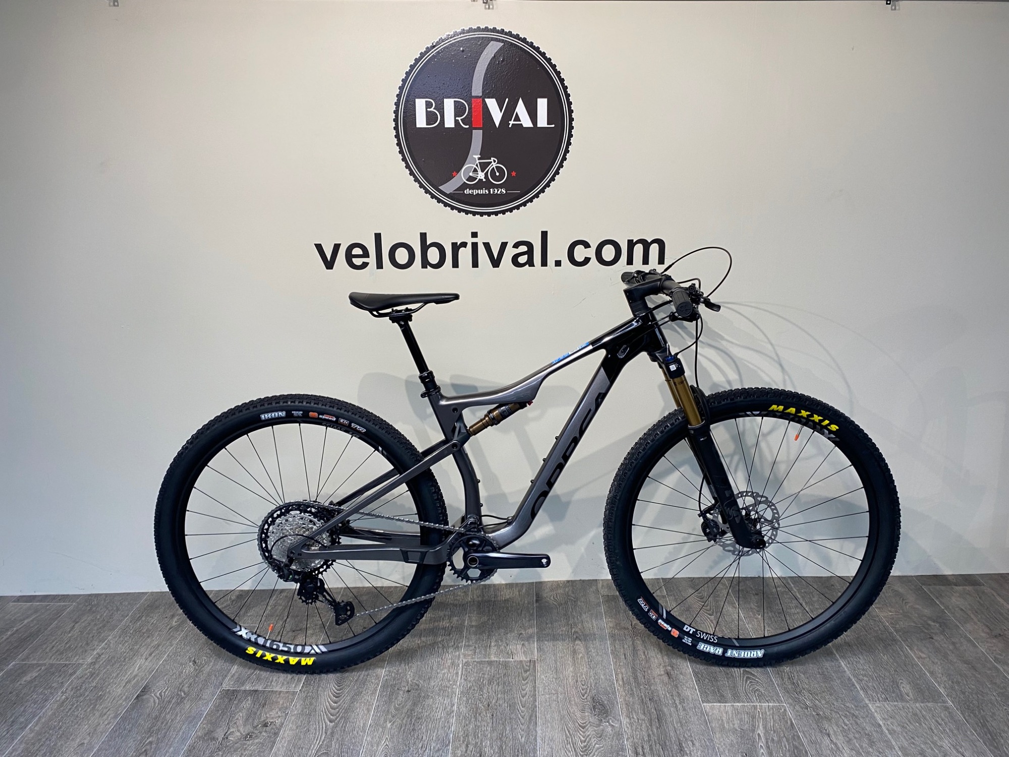 Orbea OIZ M10 TR 2021 - VeloBrival
