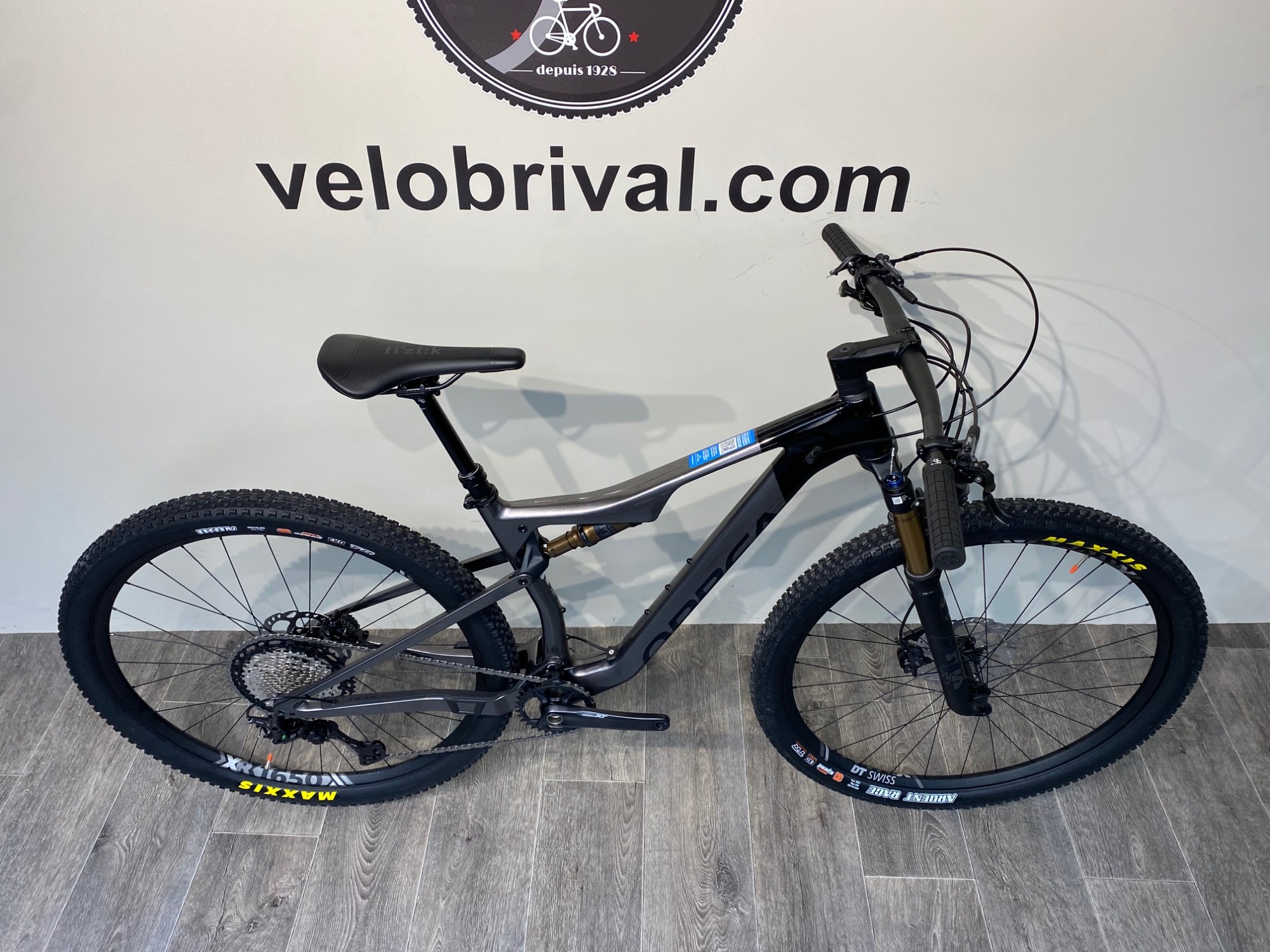 Orbea OIZ M10 TR 2021 - VeloBrival