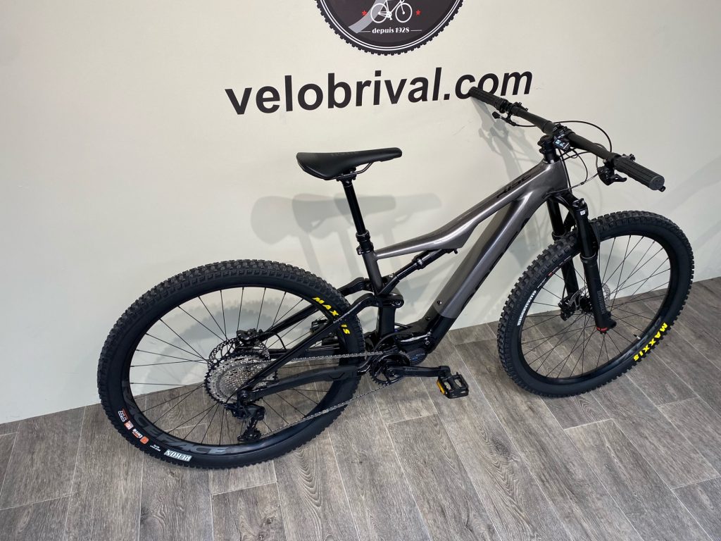 Orbea RISE H30 2022 - VeloBrival