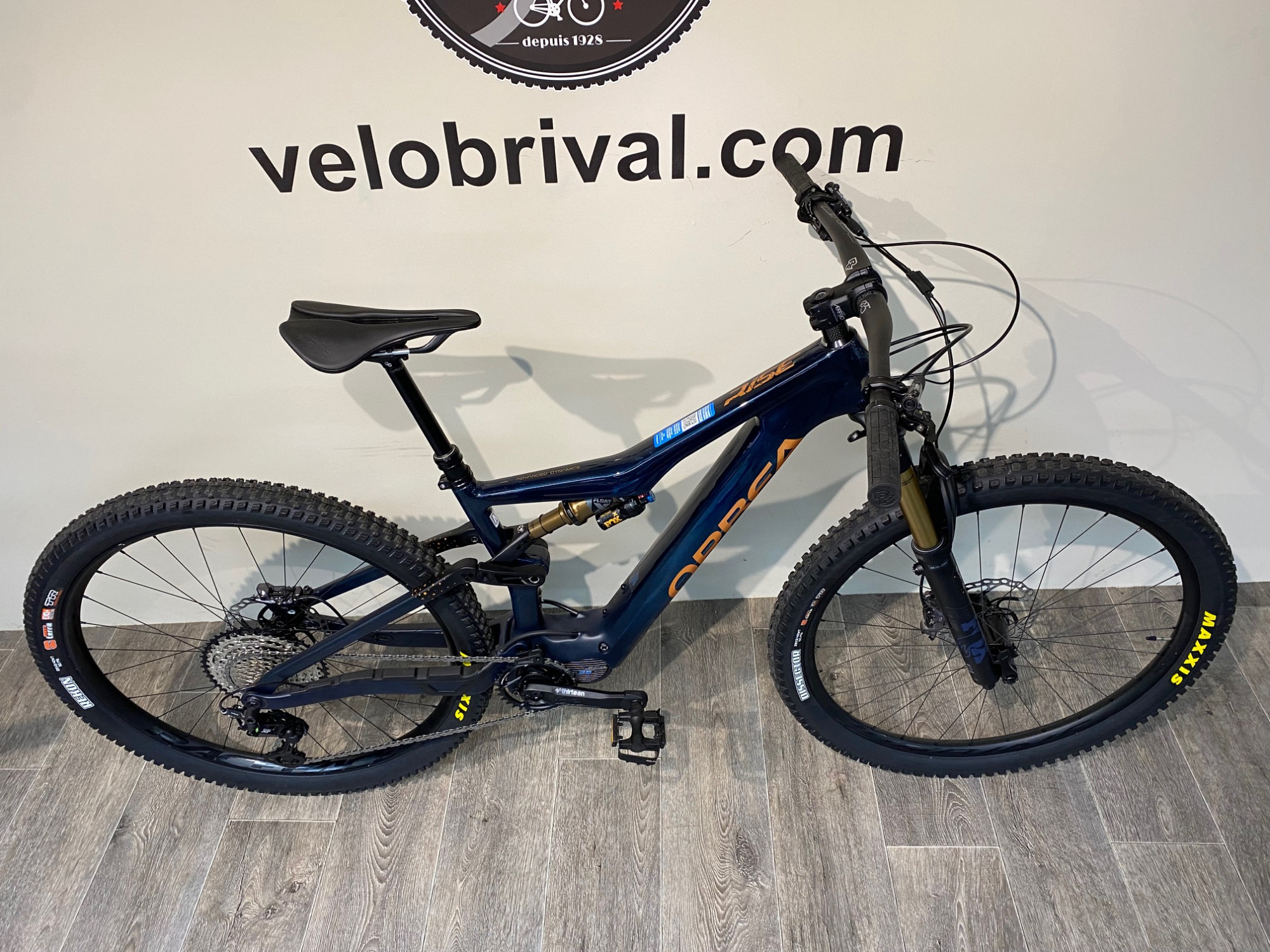 Orbea RISE M10 2022 - VeloBrival