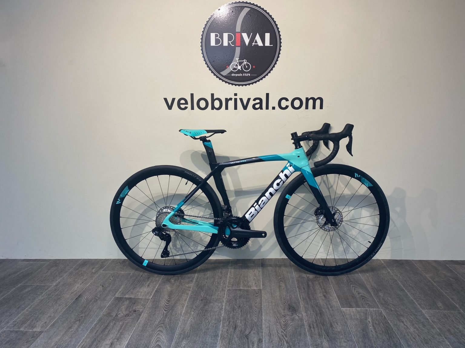 Bianchi OLTRE XR3 CV DISC ULTEGRA Di2 2022 - VeloBrival