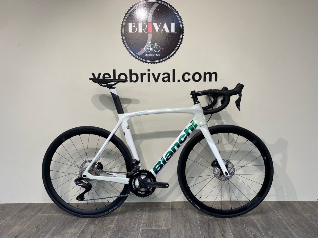 Bianchi OLTRE XR3 CV DISC ULTEGRA Di2 2022 - VeloBrival