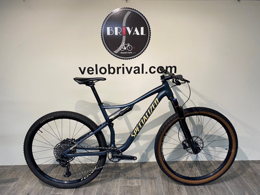 Specialized Epic Comp EVO 2019 - VeloBrival